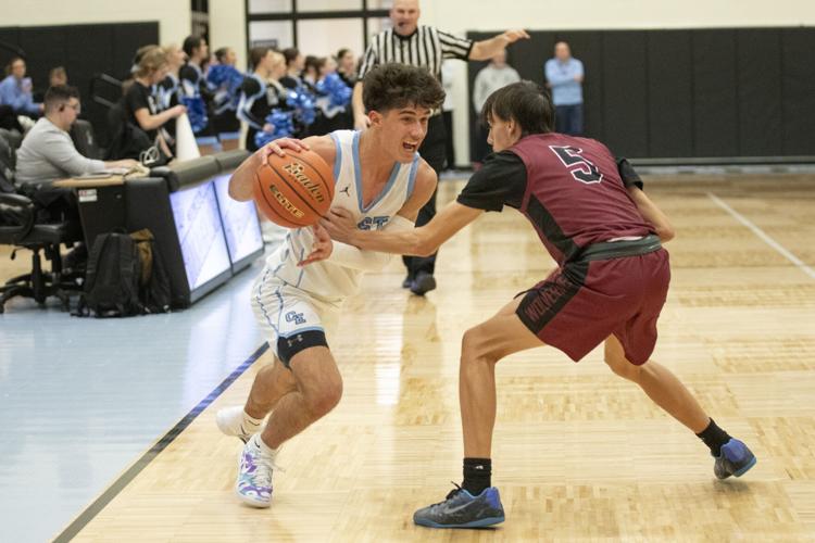 Cheyenne East v Riverton boys basketball | Gallery | wyomingnews.com