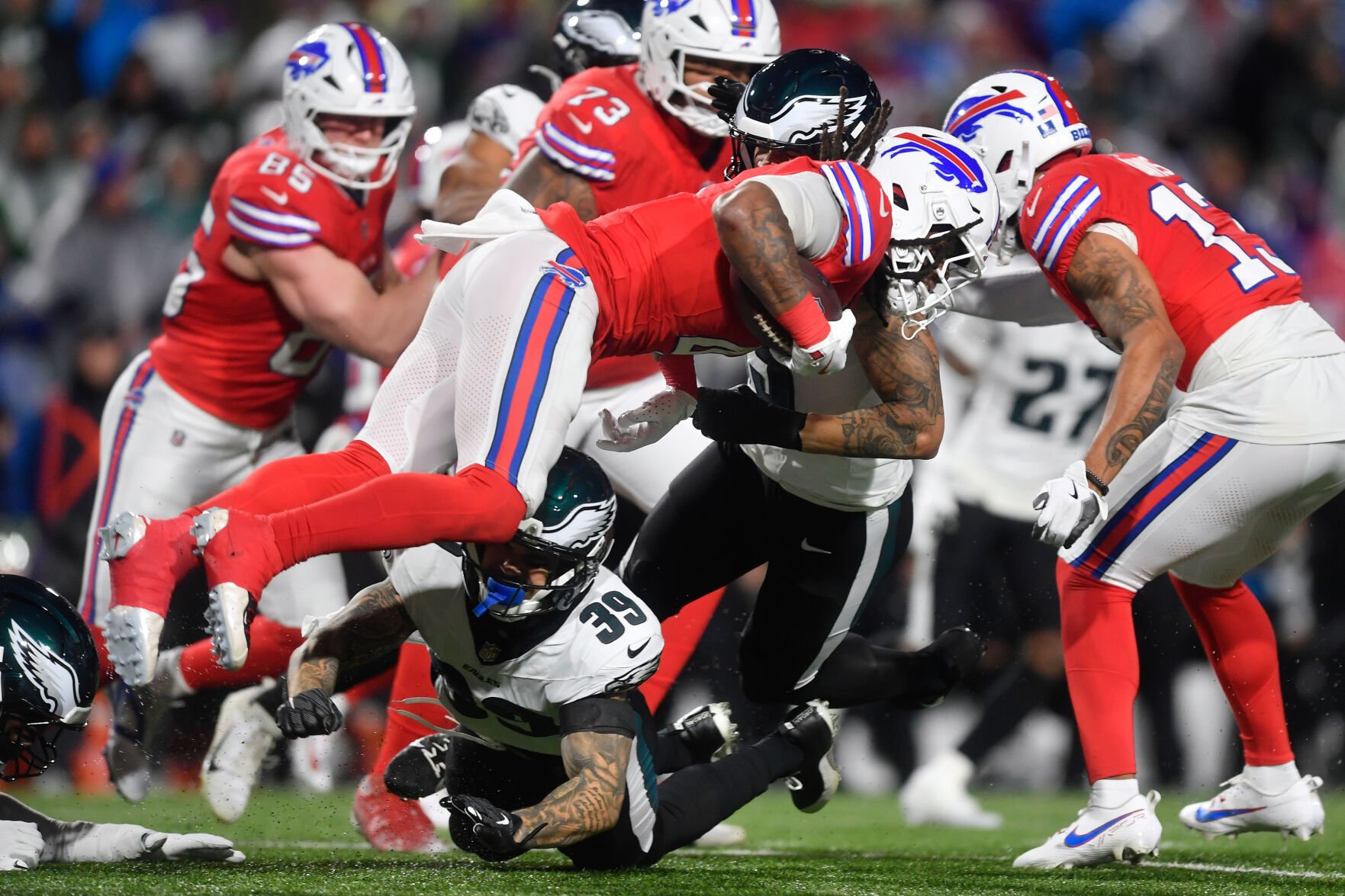 Pokes in the Pros: Marcus Epps has game-high in tackles for Eagles ...