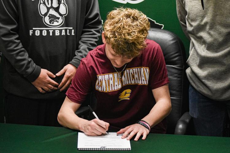 Doak opts to pursue football at Central Michigan | Rocket Miner ...
