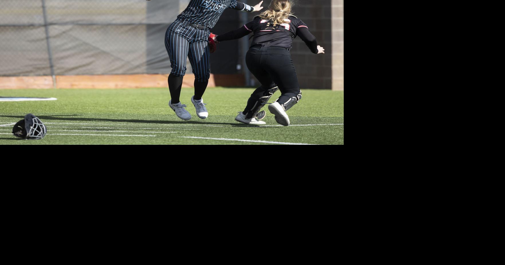 Cheyenne East v Cheyenne Central softball | Gallery | wyomingnews.com
