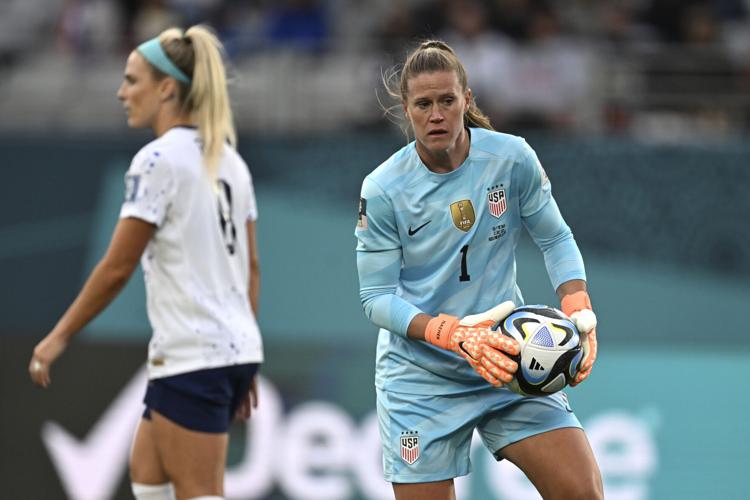 USWNT goalkeeper Alyssa Naeher ready for a challenge at Women's World ...