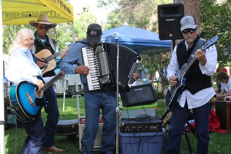 Remembering ‘Papo’: Bench dedication honors Tony Corona | Rocket Miner ...