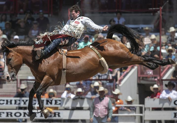 Sanford breaks saddle bronc record; roughstock riders shine on CFD ...