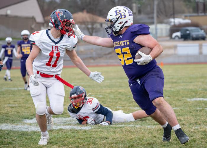 Hornets score on first 8 drives to down Lingle in 9-man semis | Pine Bluffs | wyomingnews.com