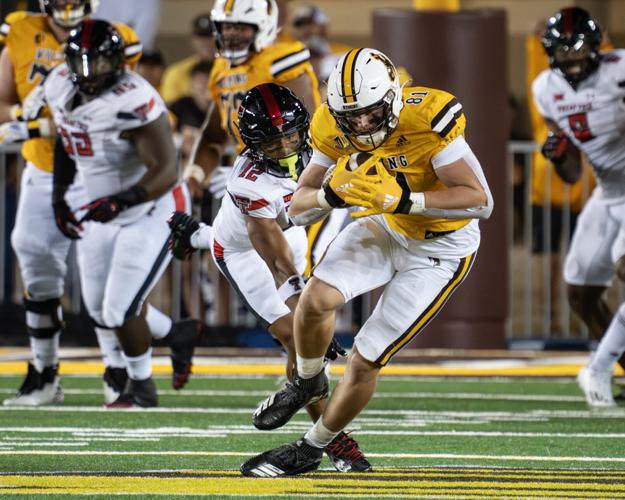 Former Cowboy Treyton Welch signs with Browns | University of Wyoming ...