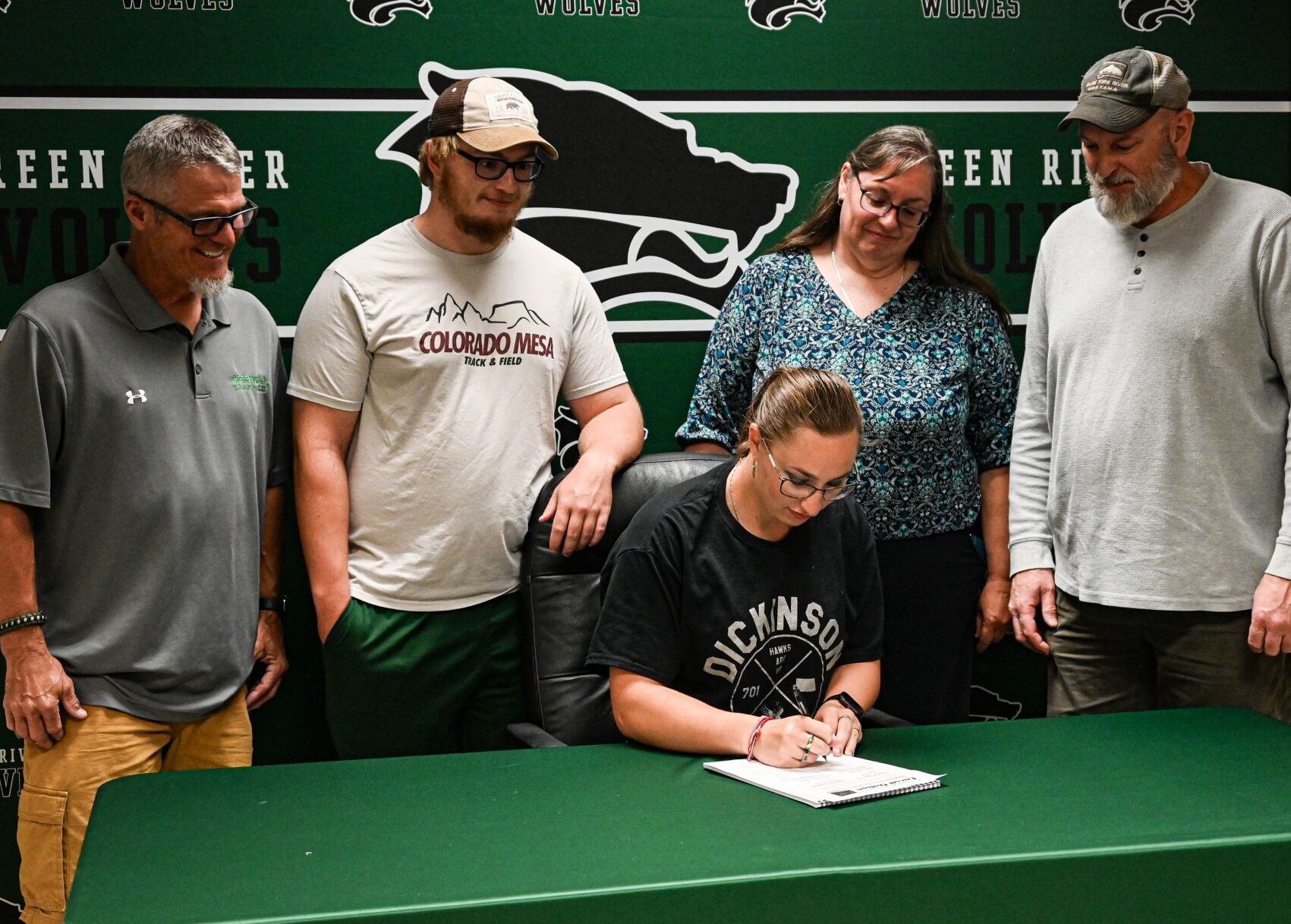 Amanda Davis commits to Dickinson State | Rocket Miner | wyomingnews.com