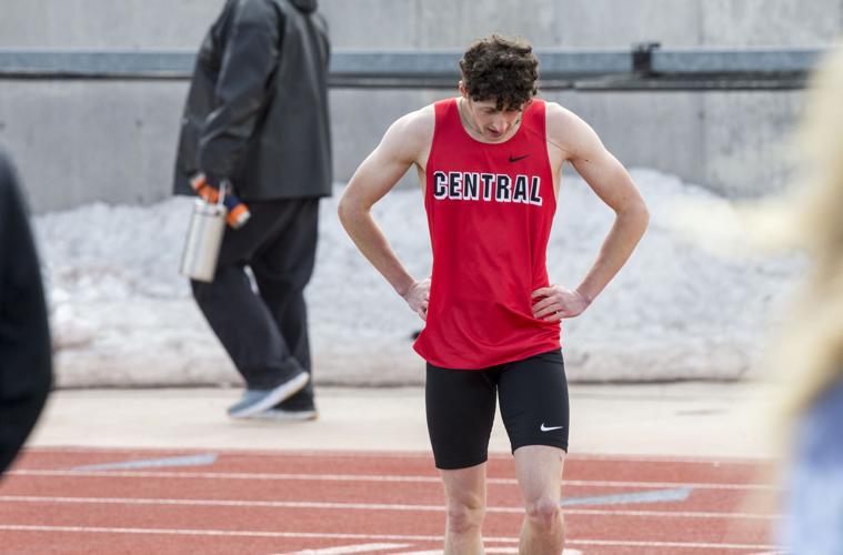 Central's Will Monger dominating sprint events | Cheyenne Central ...