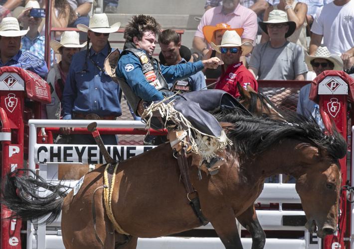Sanford breaks saddle bronc record; roughstock riders shine on CFD ...