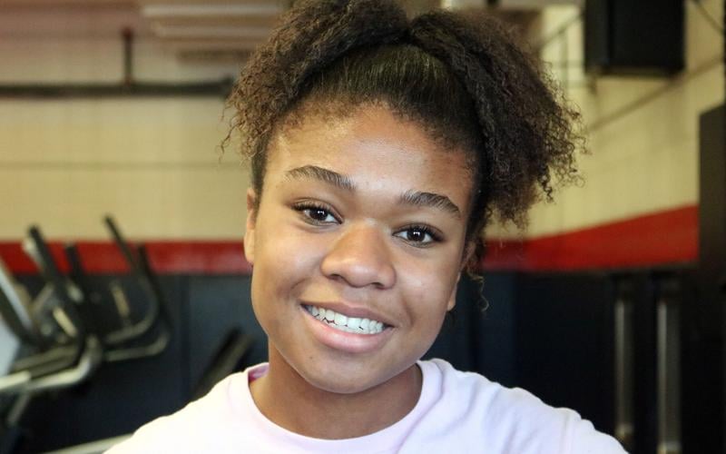 PREP WRESTLING: Central girls sweep, boys go 1-1 at Scottsbluff ...