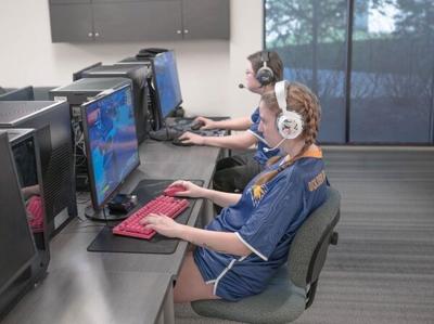 LCCC Esports team to get new jerseys with NJCAA grant | Local News ...