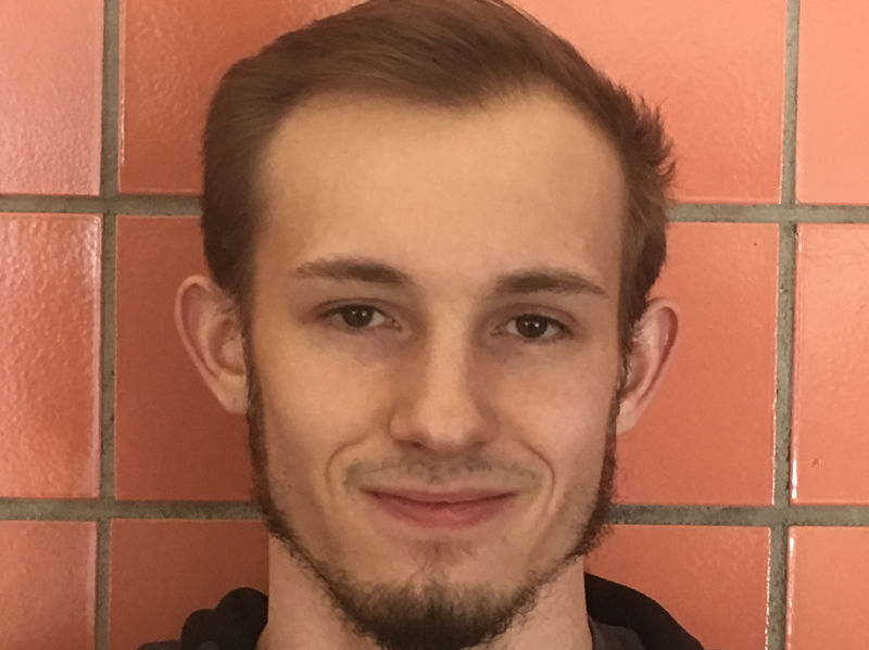 East's 4x200 relay team flies high at right time | Cheyenne East ...