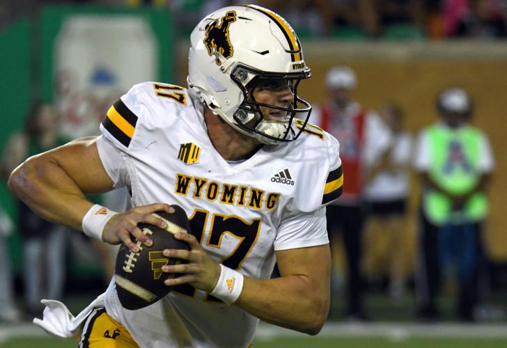 Wyoming QB Evan Svoboda exemplifying leadership | University of Wyoming ...