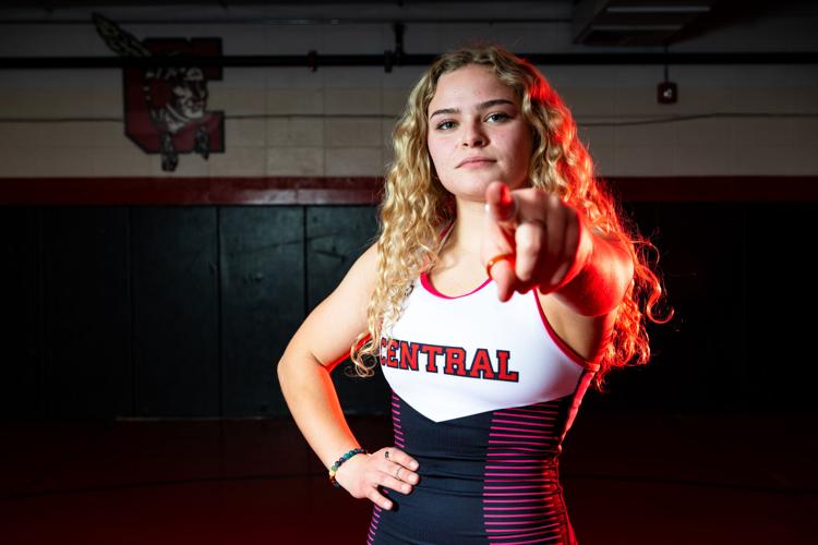 Central's Abby Vroman adopts attacking mindset with knee injury in past ...