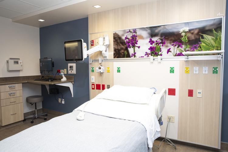 Public gets a first look at Cheyenne Regional Medical Center’s new ICU ...