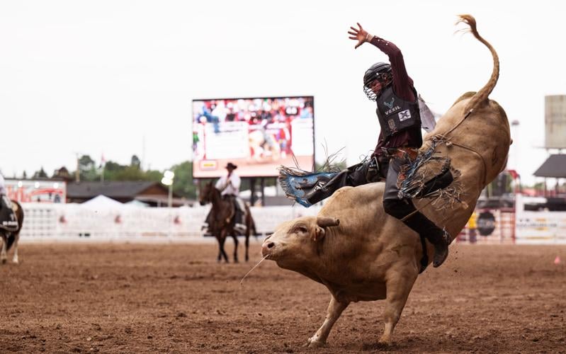 Wacey Schalla posts highest score in bull riding to advance to finals ...