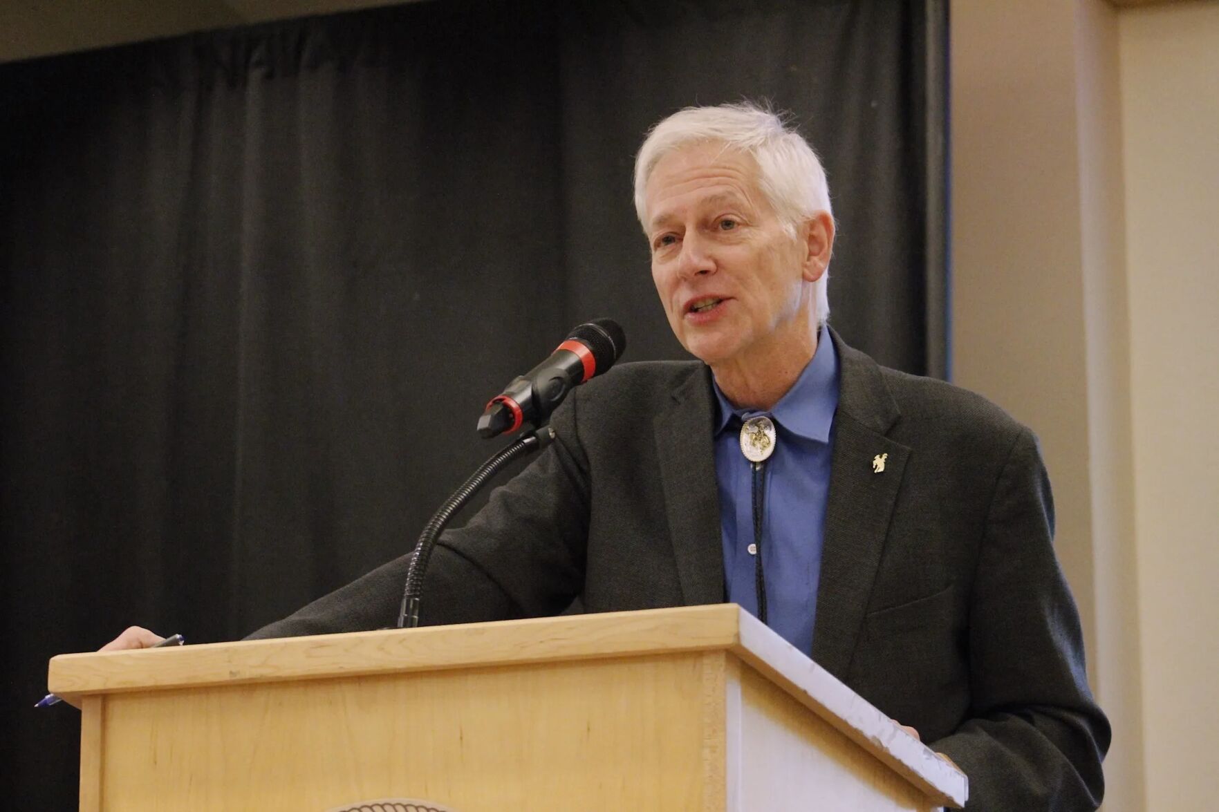 University of Wyoming trustees keep President Seidel, form committee to ...