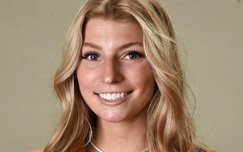 UW freshman libero Sierra Grizzle gaining confidence this fall ...