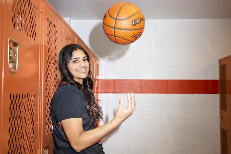 Burns senior Daljit Kaur excels at blocking shots | Prep Athlete ...