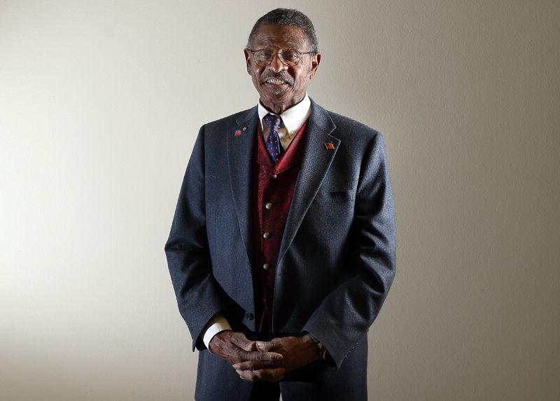 Former surgeon and rancher Taylor Haynes joins Wyoming governor’s race ...