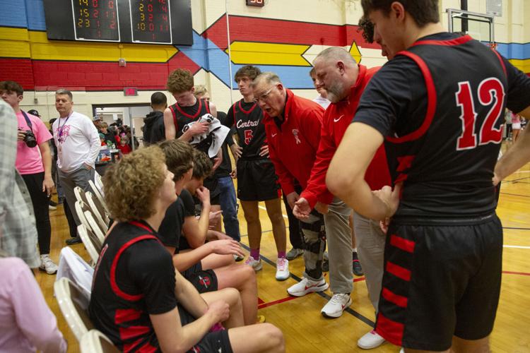 Central boys hoops coach Jim Shaffer steps down to coach with son ...