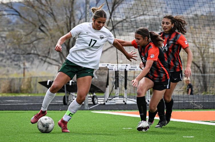 Green River girls wrap up soccer season at state tournament | Rocket ...