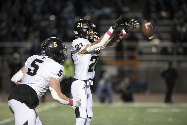 Cheyenne East v Cheyenne South football | Gallery | wyomingnews.com