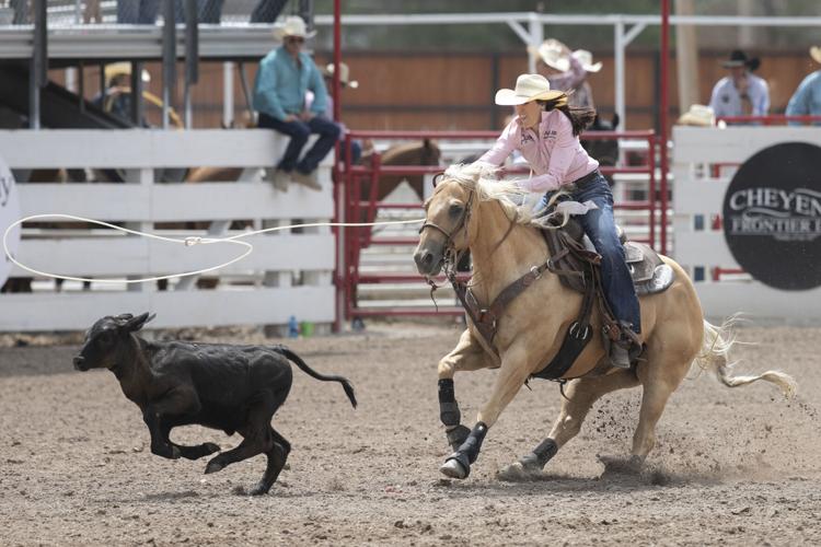 Rylee George, Brandy Schaack win Frontier Days breakaway qualifying ...