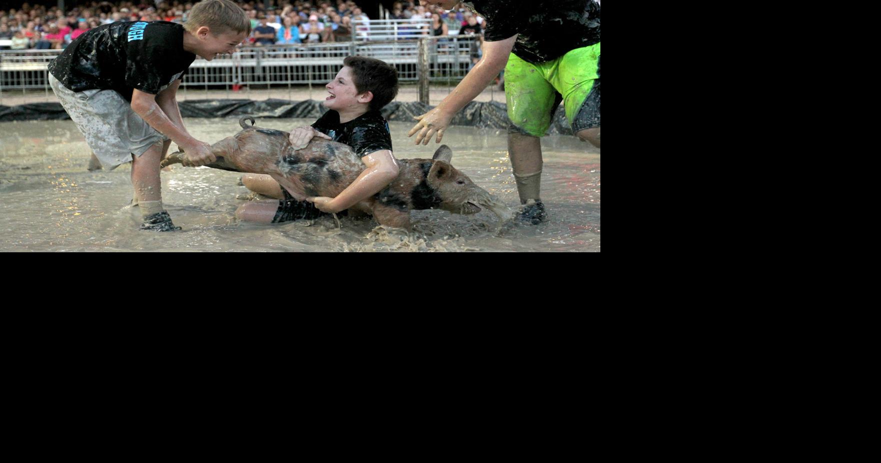 PHOTOS: Laramie County Fair Pig Wrestling 2018 | Gallery | wyomingnews.com