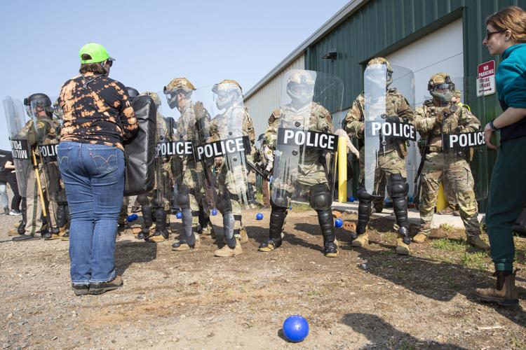 Vigilant Guard 23-3 mock riot exercise | Gallery | wyomingnews.com
