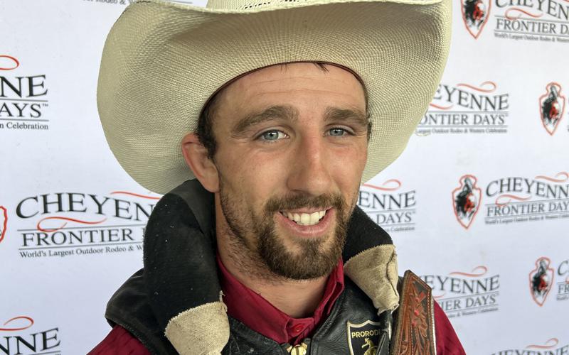 Taylour Latham claims first breakaway quarterfinal | Cfd | wyomingnews.com