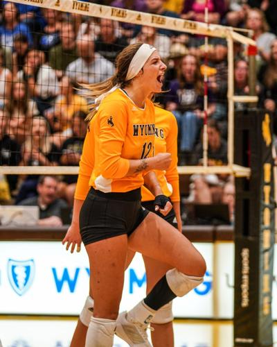 UW's Kayla Mazzocca not allowing Type 1 diabetes to slow her down ...