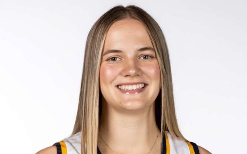 LCCC redshirt sophomore Hannah Briskey powering Golden Eagles to start ...