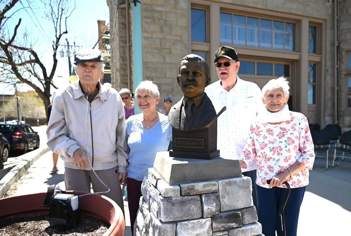 Bronze sculptures unite community | Rocket Miner | wyomingnews.com