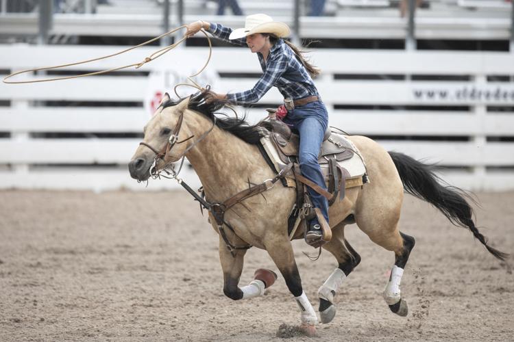 Slack steer wrestling and breakaway roping | Gallery | wyomingnews.com