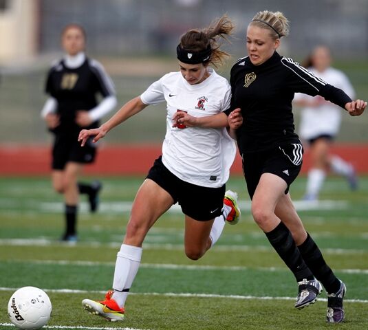 Tyrrell's big day leads the Central girls past South, back to state ...
