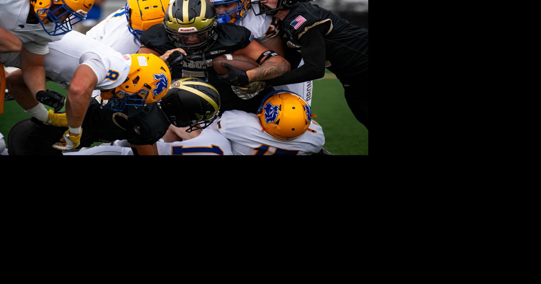 Broncs score fast to rout Bison in season opener | Cheyenne South ...