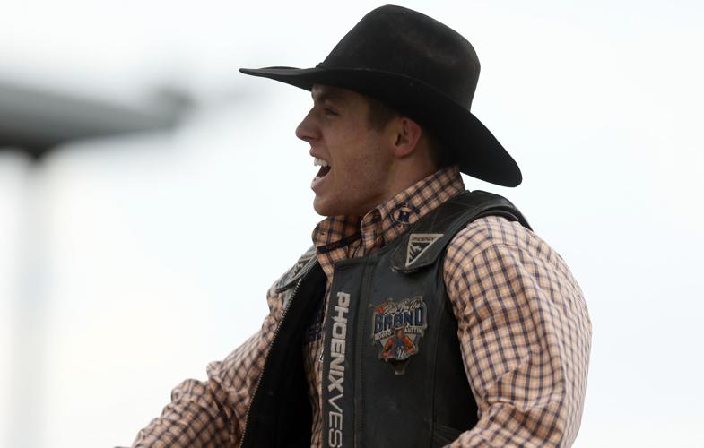 Brody Cress dominates on way to third CNFR | Cheyenne East ...
