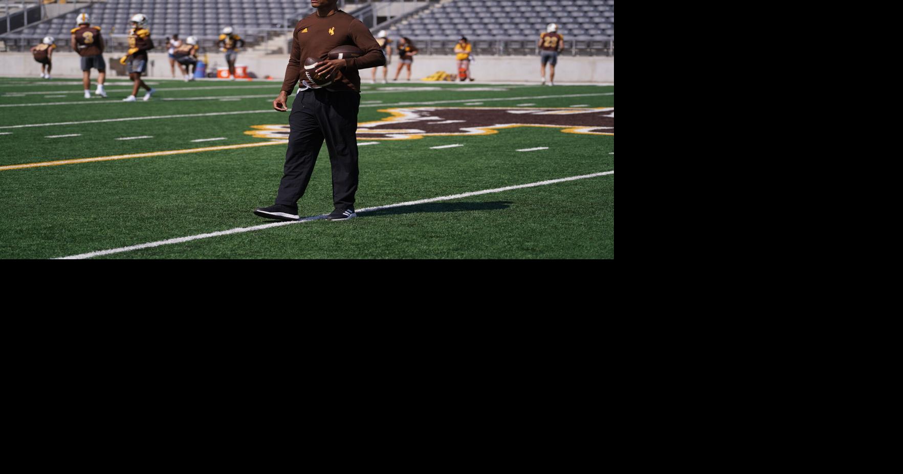 Jovon Bouknight returns to Wyoming as offensive analyst | Sports ...