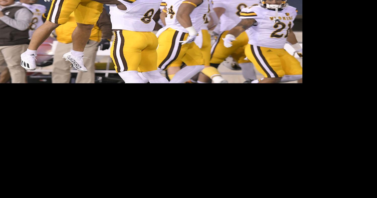 Stone fosters confidence with strong finish in comeback win | Football ...