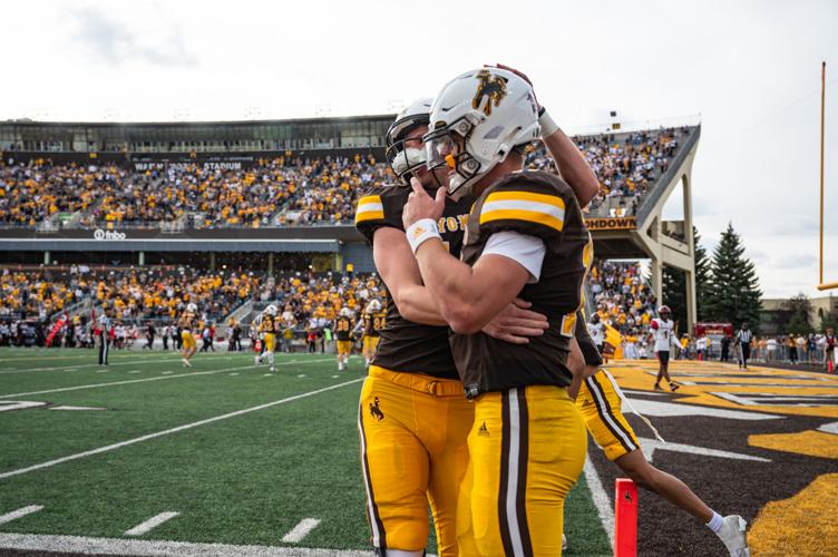Wyoming QB Evan Svoboda exemplifying leadership | University of Wyoming ...