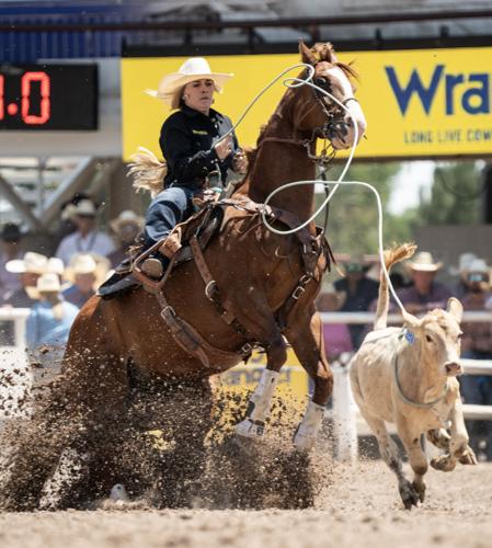 Rookie bull rider Cannon Cravens advances at Cheyenne Frontier Days ...