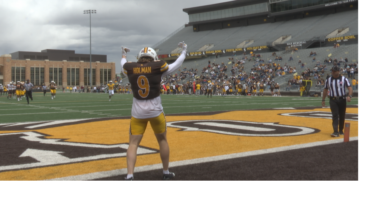 Wyoming offense shines in football spring game | | wyomingnewsnow.tv