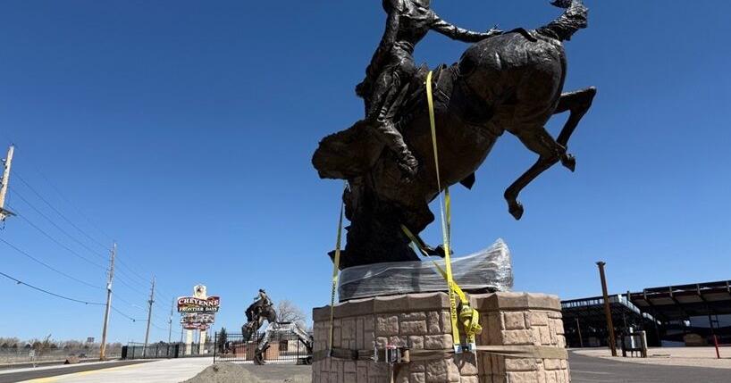 Cheyenne Frontier Days Volunteer statue is moved to Hynds Boulevard ...