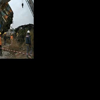 Thailand crane collapses onto train, killing 32 | National ...