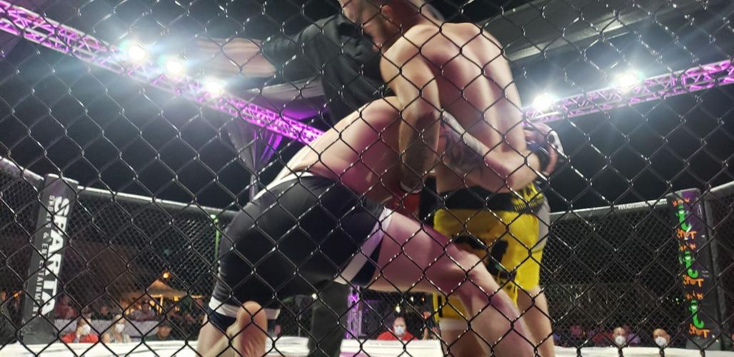 Fight night at the Outlaw | News | wyomingnewsnow.tv