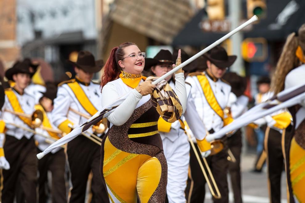 UW's Western Thunder Marching Band will perform at Rose Bowl Parade ...