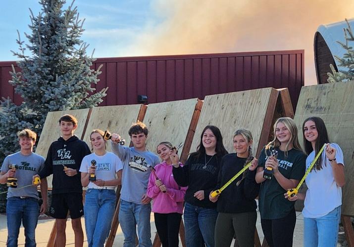 Northern Wyoming students help build fire information boards | KCWY ...