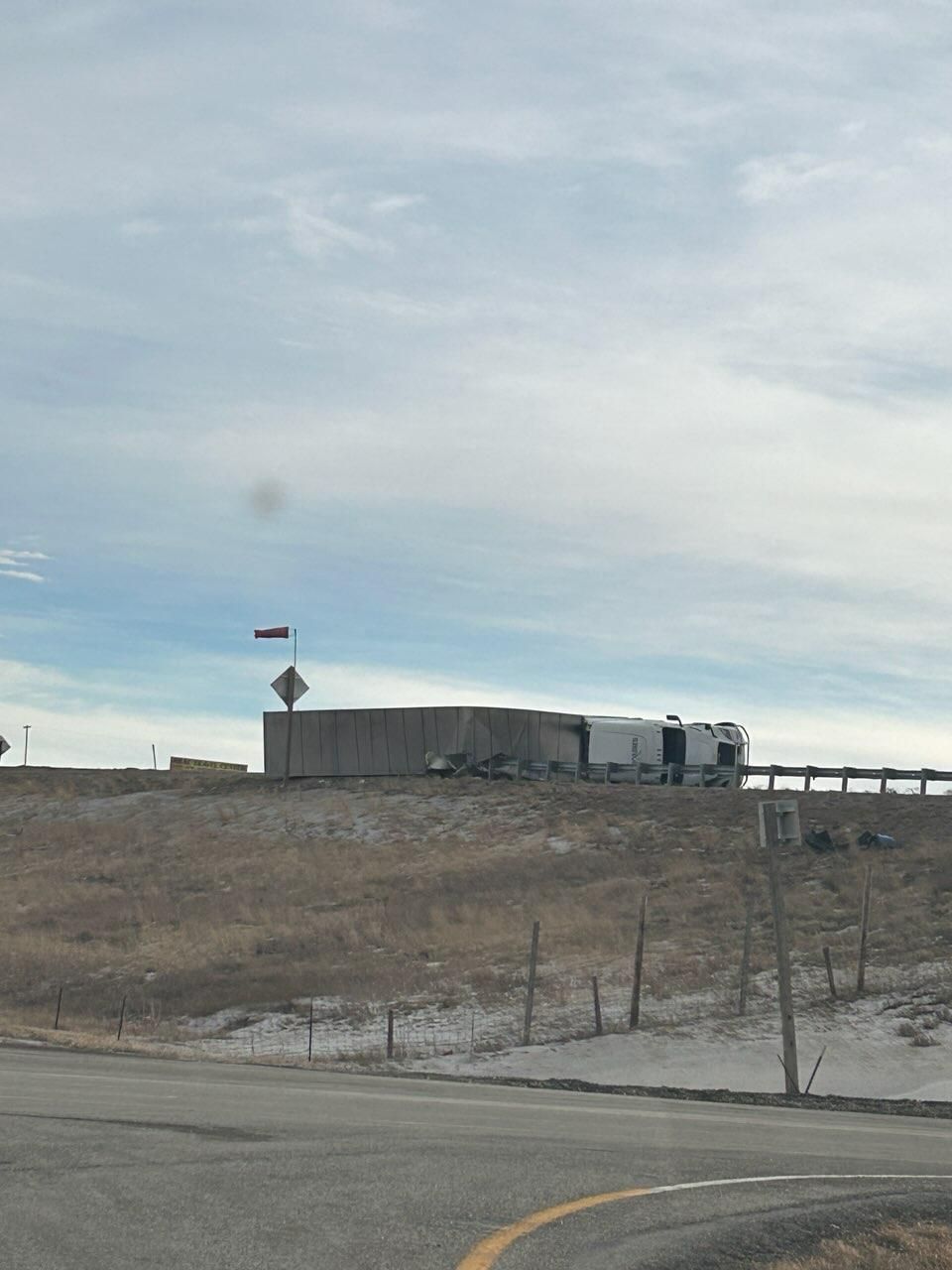 Windstorms cause almost 40 blow-over crashes in three days | News ...