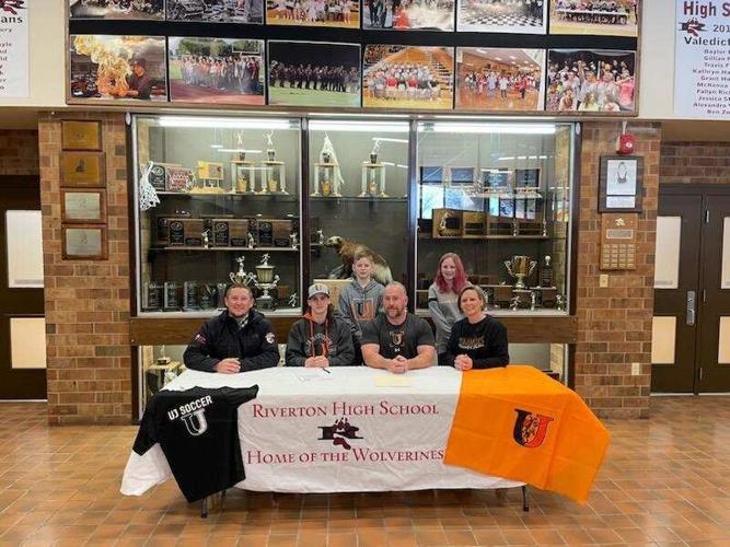 Riverton soccer star signs with University | Sports | wyotoday.com