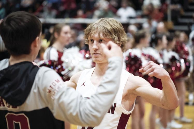 Paxton wins Gatorade POTY; DeVries joins on All-State list | Sports ...